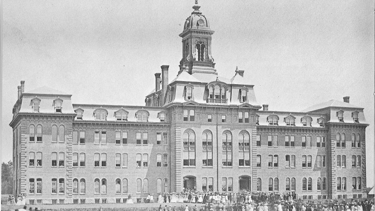 Dean College | Our History & Mission | Dean College